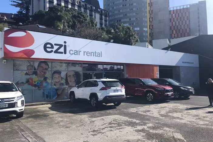 Car Rental Auckland City | Ezi Car Rental – Home
