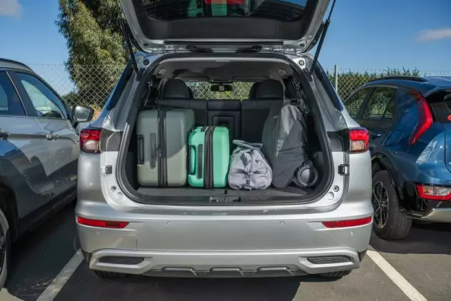 4WD and SUV Rentals from Ezi Car Rental – Home